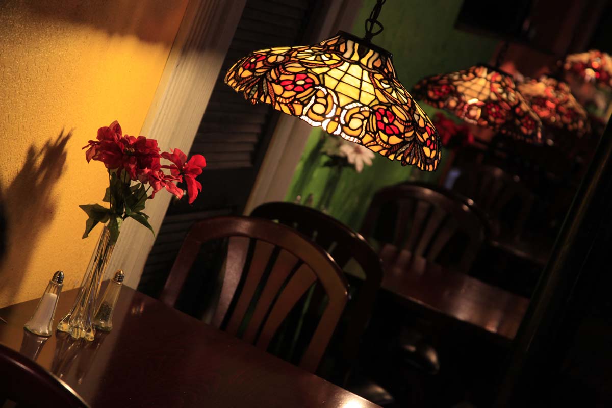 BBQ Ribs | Charlie Staples Bar-B-Que | Youngstown OH